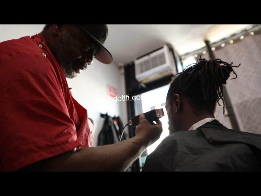 After years in prison, here’s how this 60-year-old one-armed barber is ...
